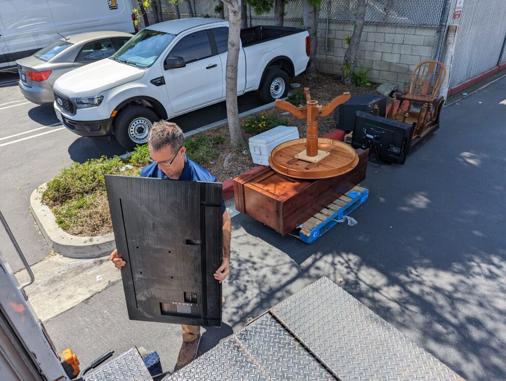 Get Rid of Electronic Clutter: Tips for Proper E-Waste Disposal