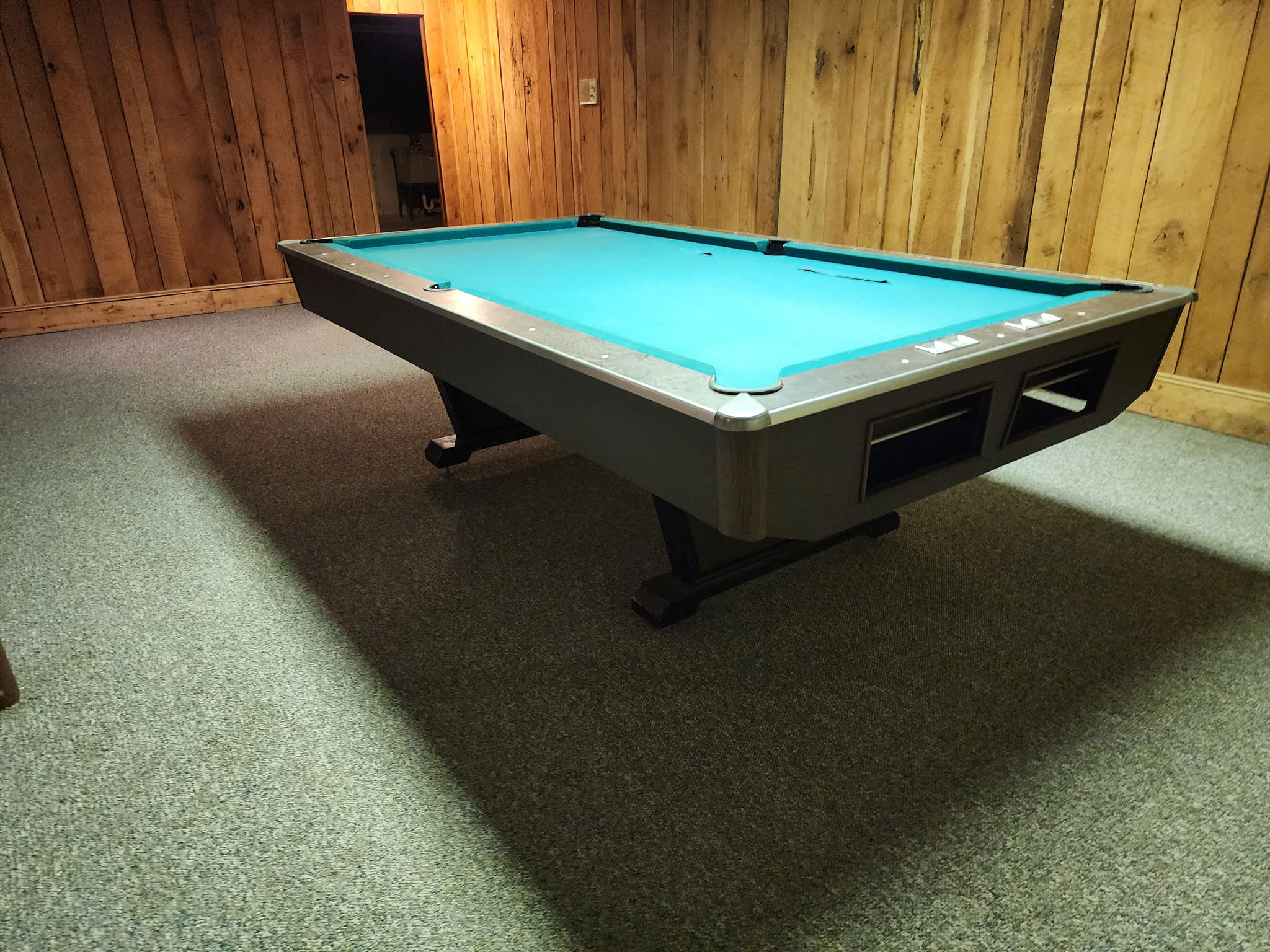 Rack 'Em Up: Efficient Strategies for Pool Table Removal - Haul ...